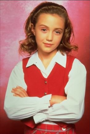 Galerie foto de senzaţie! Îţi aminteşti de Grace Sheffield din "Dădaca ...